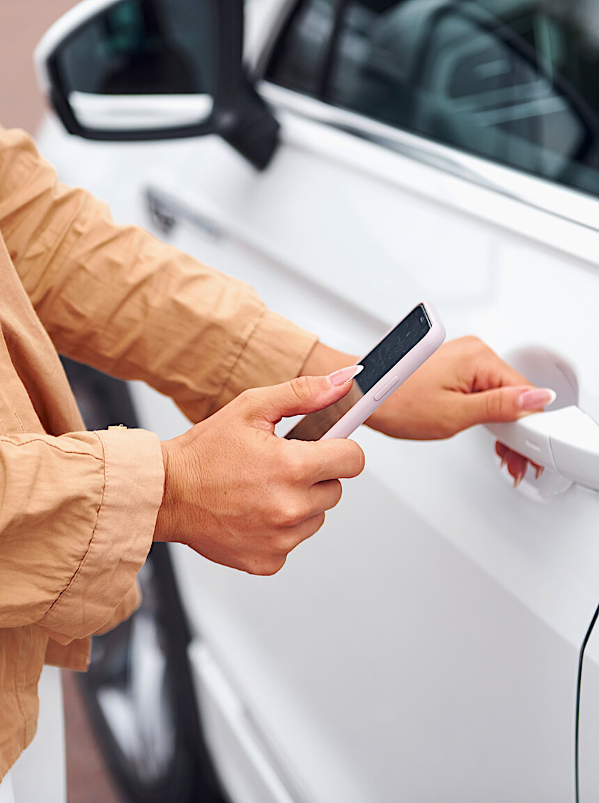 智慧車聯整合｜具備 Tier 1 技術實力的 車聯整合服務